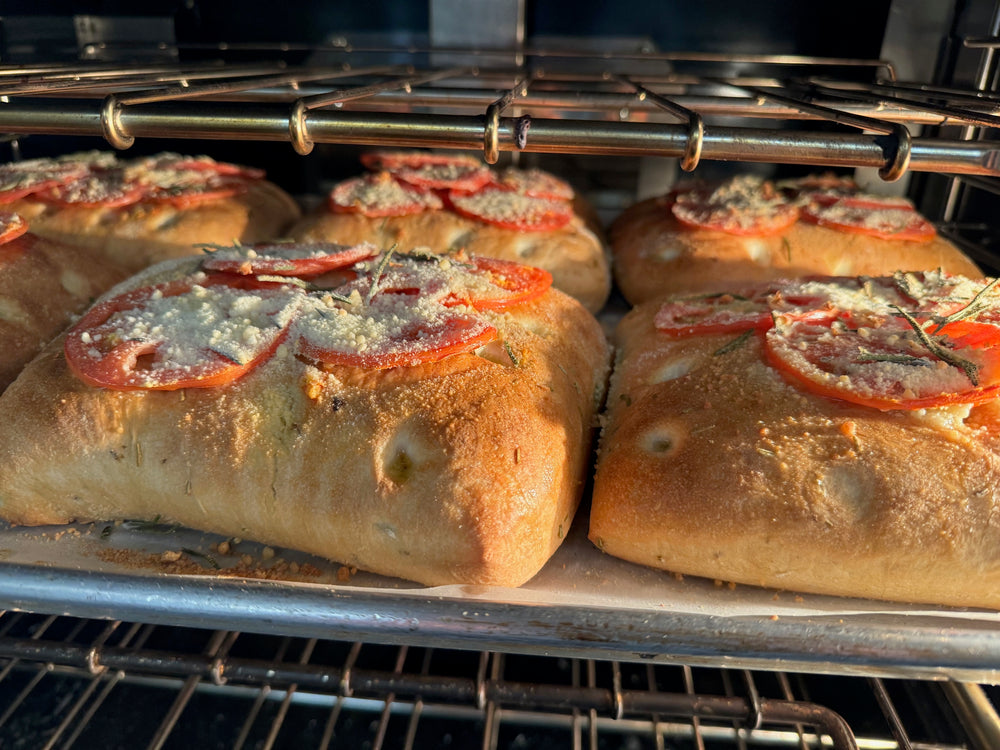 Cakes – Perfect Blend Café & Bakery